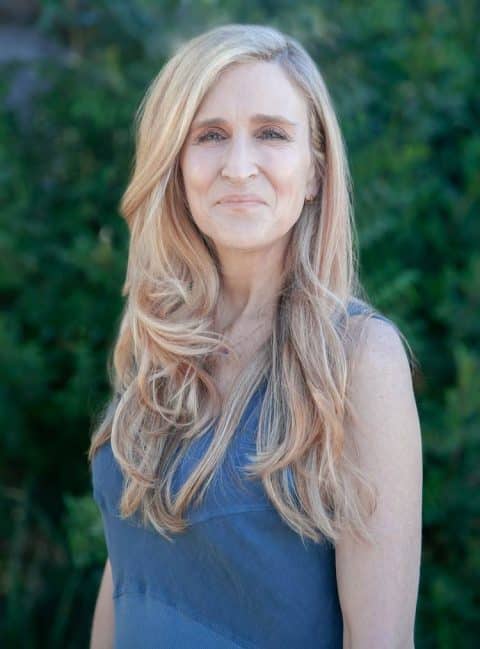 About Us - Eve Nadel